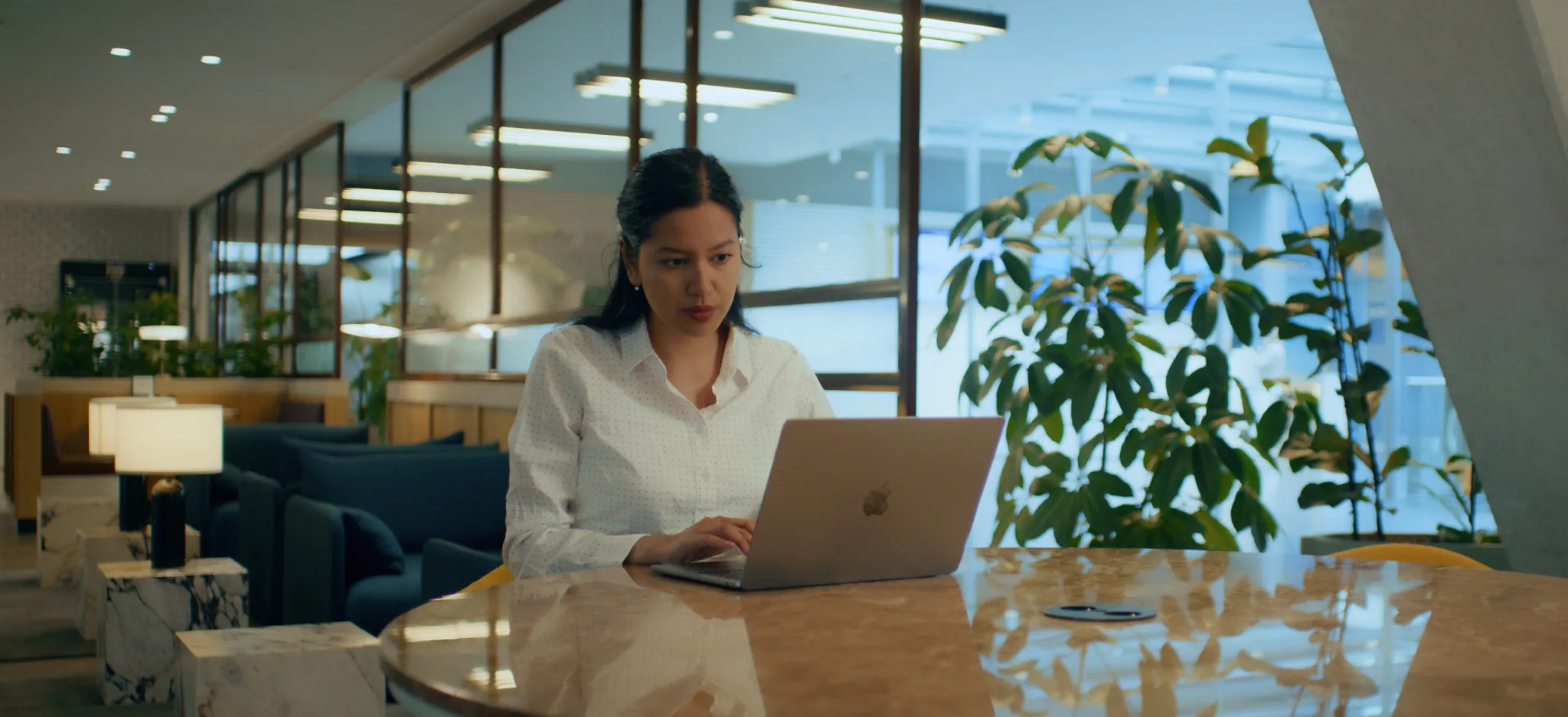 Learn how to build a superior demand forecasting model using AI/ML